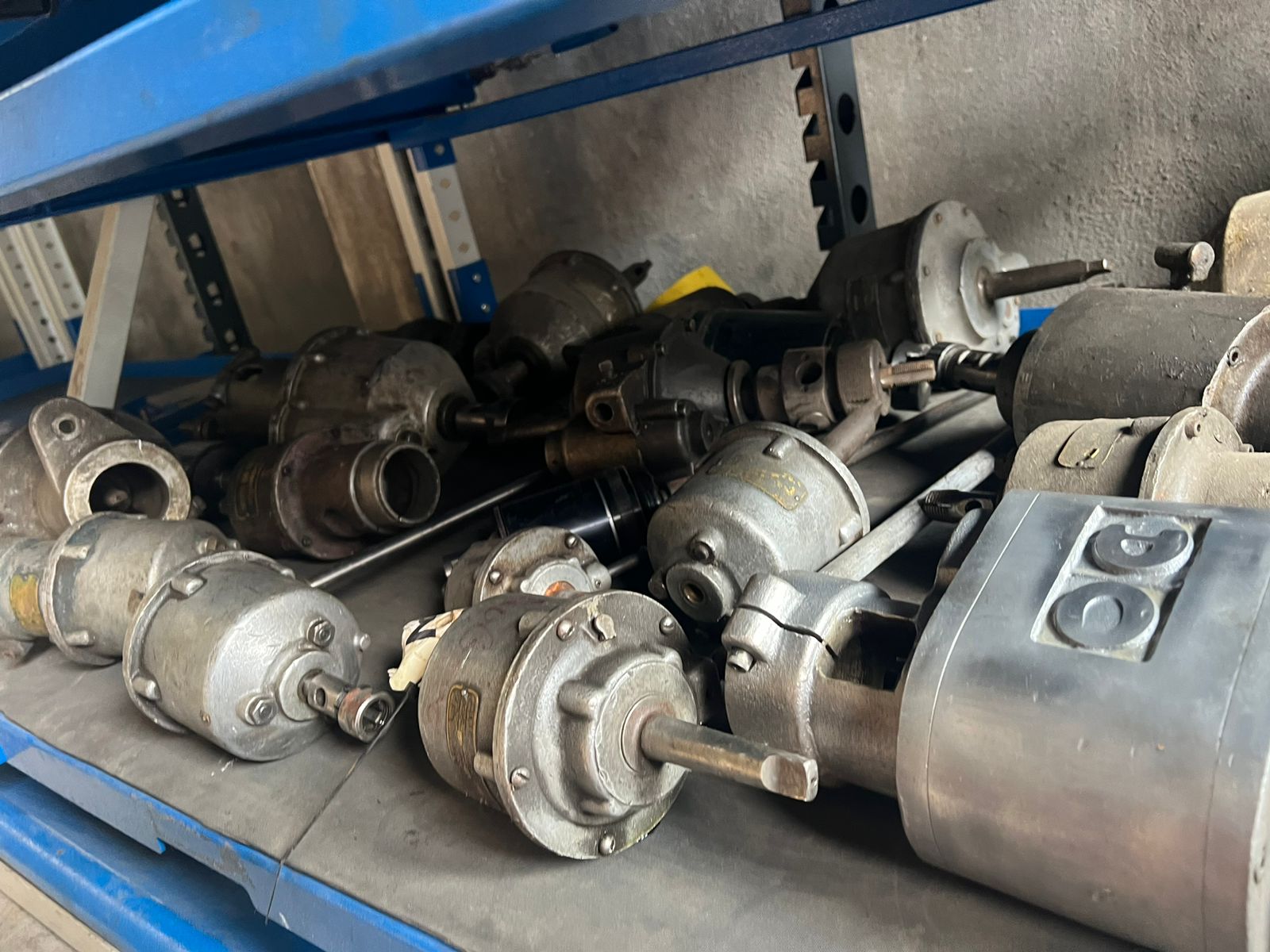 - MACHUELADOR REVERSIBLE PROCUNIER